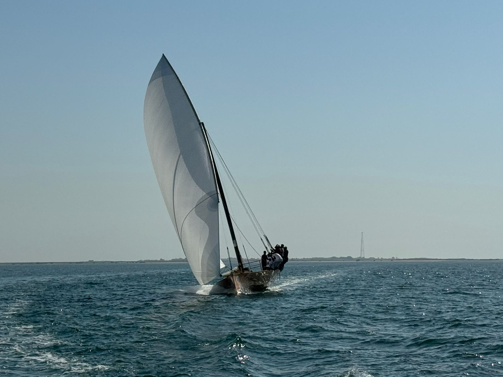 DHOW SAILS – LOONG SAILS-UK LIMITED